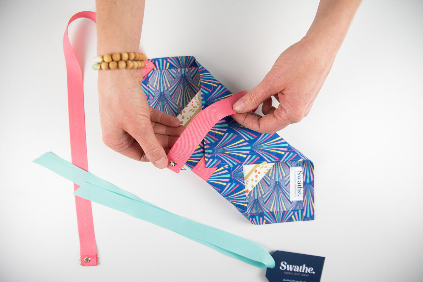 How To Wrap with Swathe – Swathe Gifts