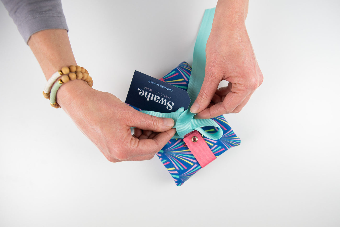 How To Wrap with Swathe – Swathe Gifts